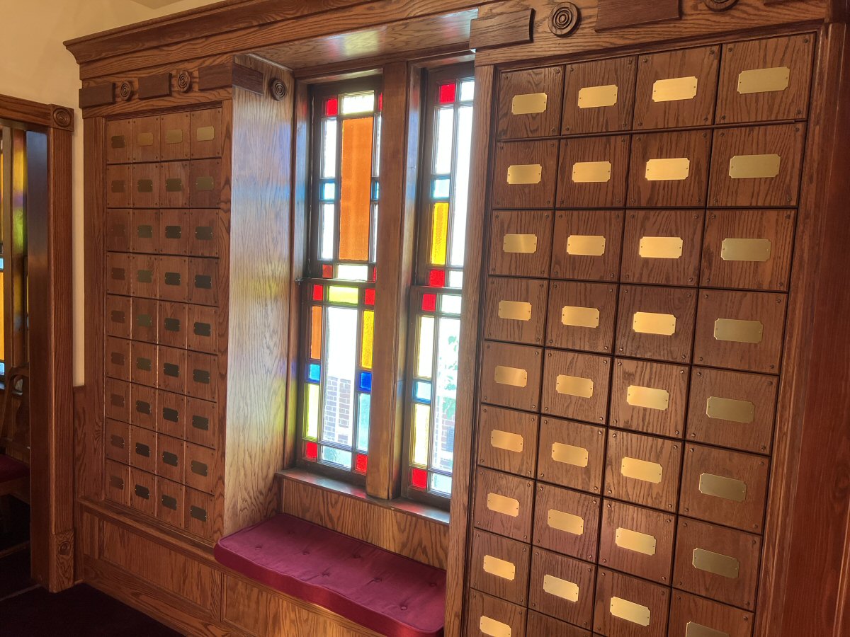 Columbaria and the Columbaria niche originated from the Romans ...